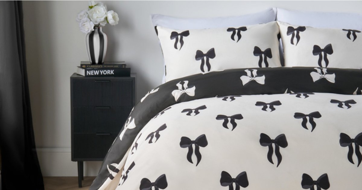 Bow Print Reversible Duvet Cover Set from £4 @ Online Home Shop
